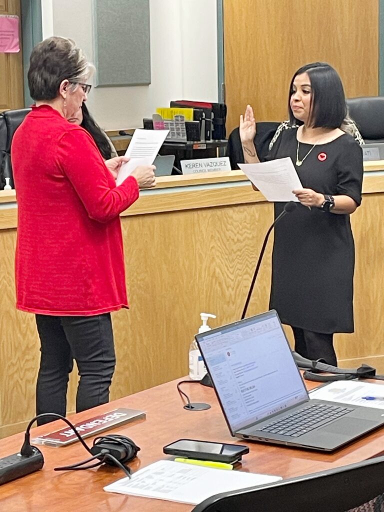 Vicky Frausto Makes History as Sunnyside’s First Latina Mayor - La Voz ...